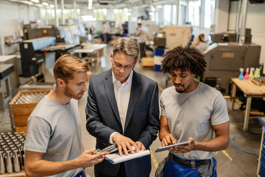 How to implement Lean practices to maximize efficiency in production ...